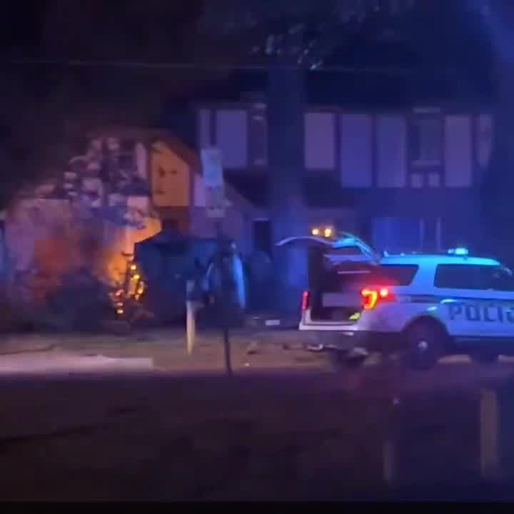 Police presence after Dodge Charger crash – WREG.com