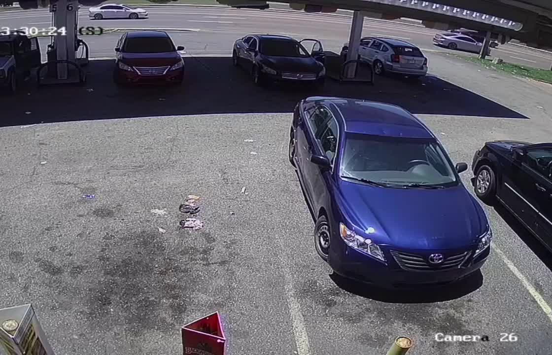 Whitehaven carjacking caught on camera – WREG.com